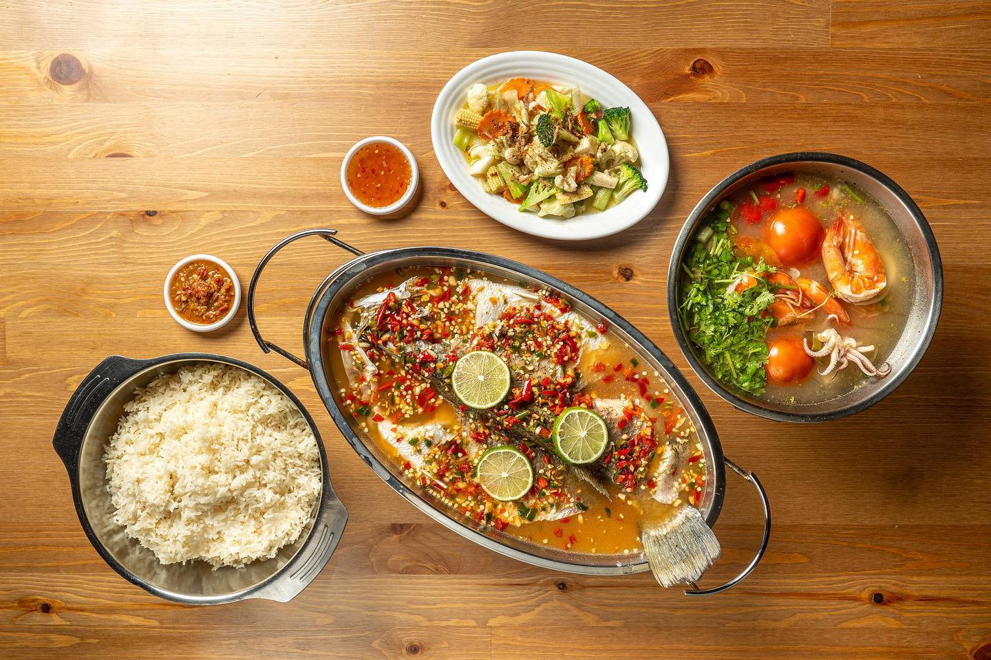 Koh Nangkam Restaurant & Catering Service @ 4 Jalan Kledek