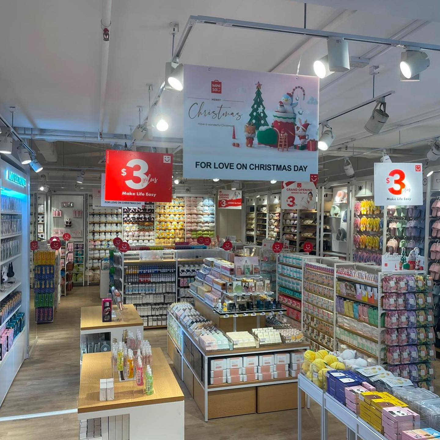 Miniso @ Harbourfront Centre